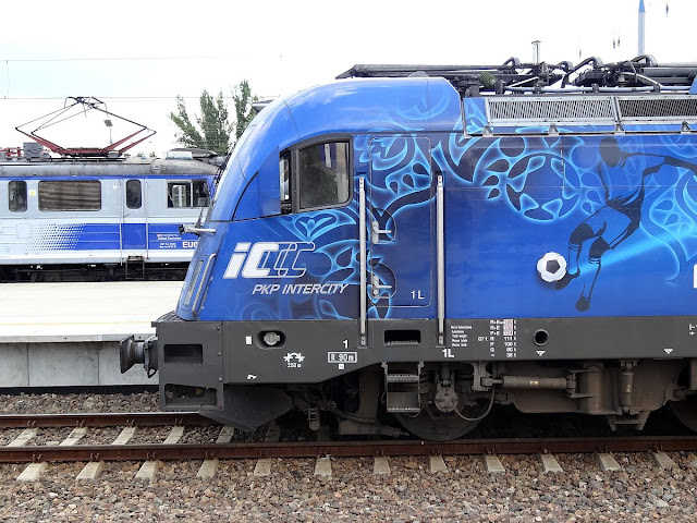 Siemens Eurosprinter ES64U4 czyli Husarz | Torowy