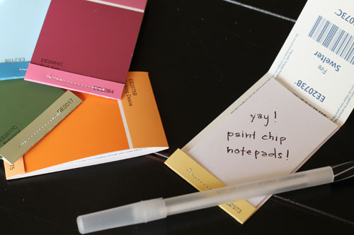 Hardly Housewives: Guest Post: Paint Chip Notebooks