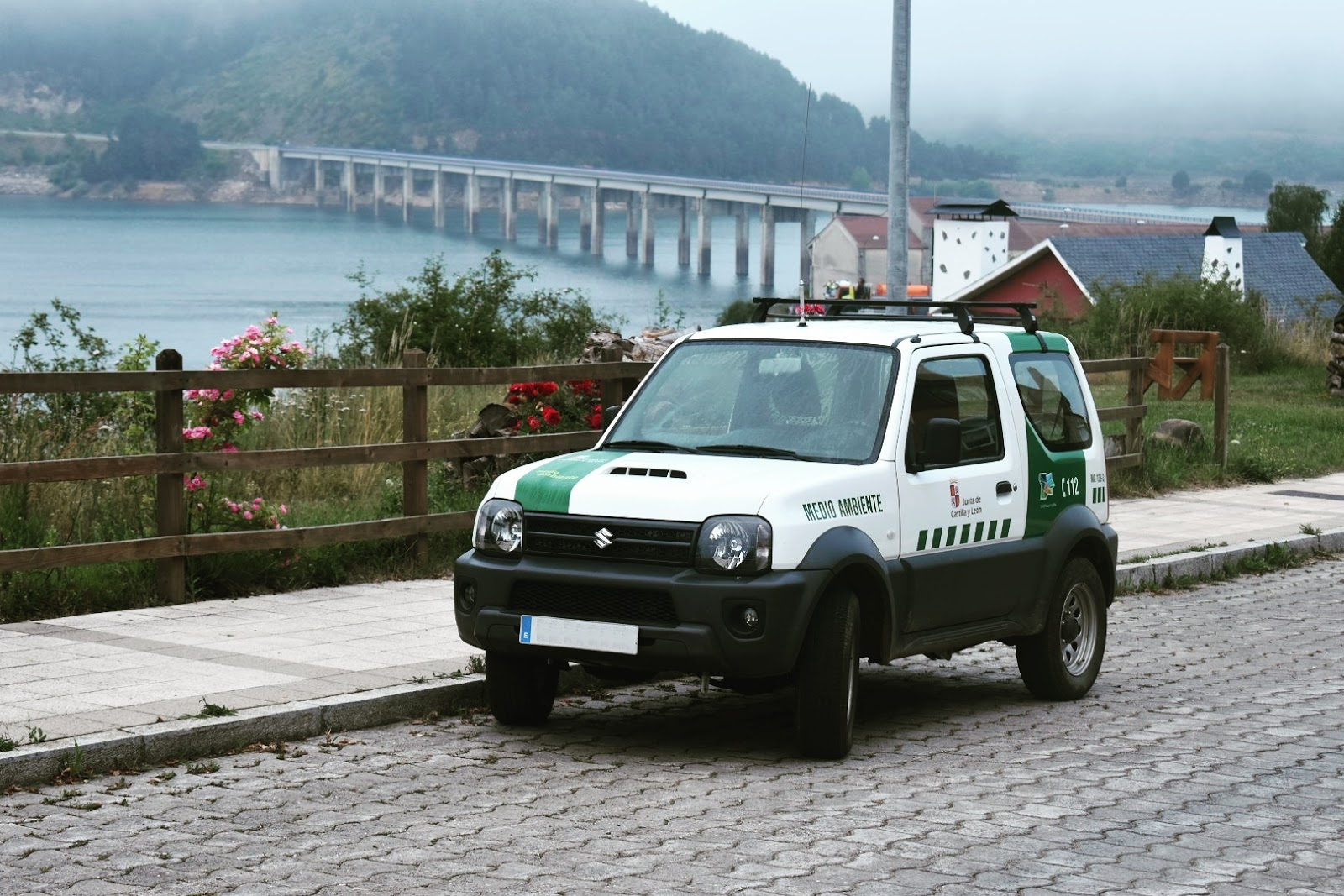 VIAJANDO SOLO EN FURGONETA CAMPER: EMBALSE DE RIAÑO (LEON)