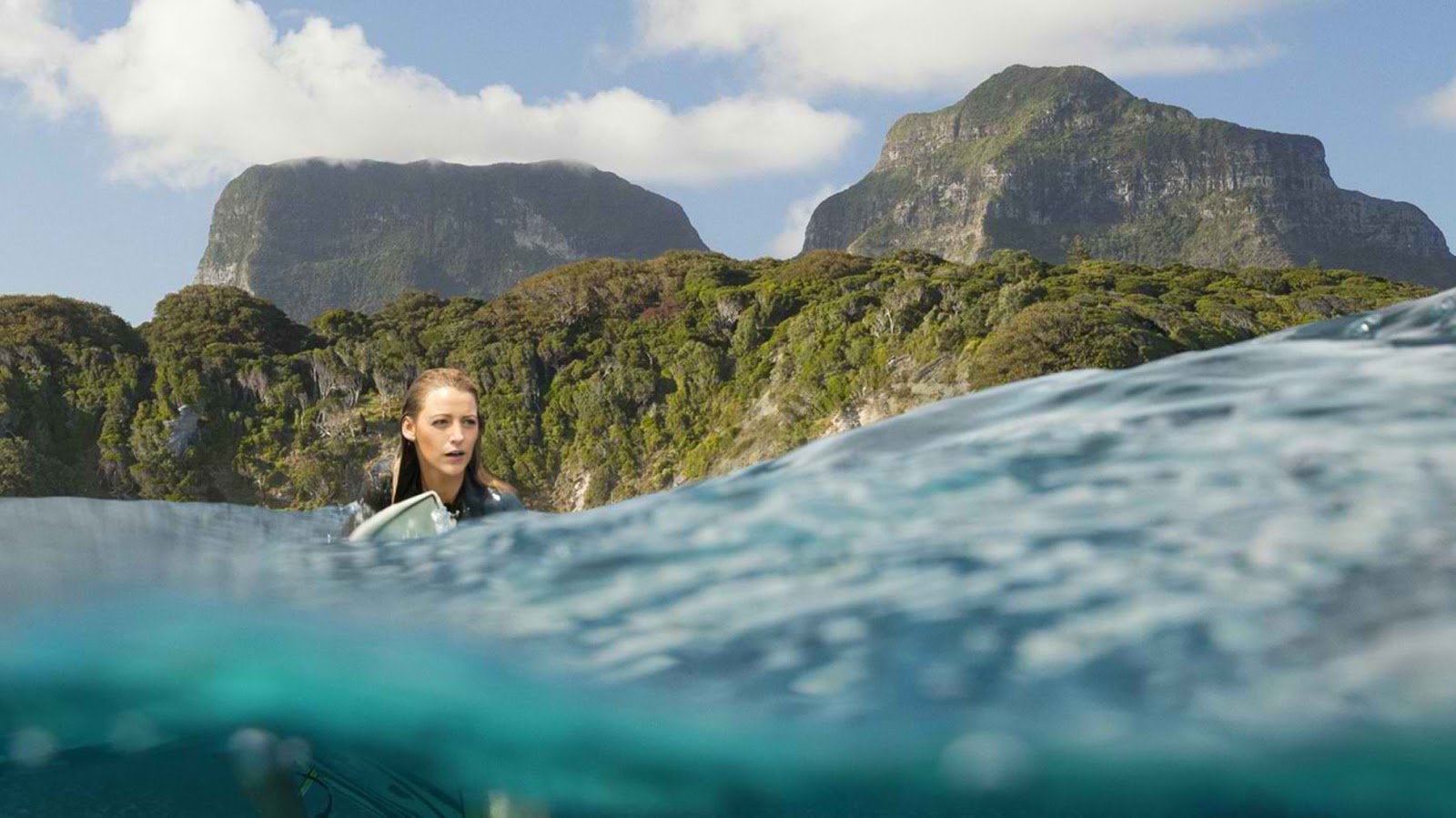 Here's how they create the shark in 'The Shallows' - Film Geek Guy