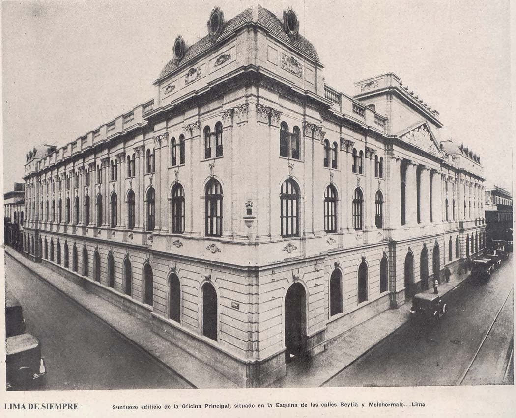 Antiguo Banco del Perú y Londres en Lima - Perú