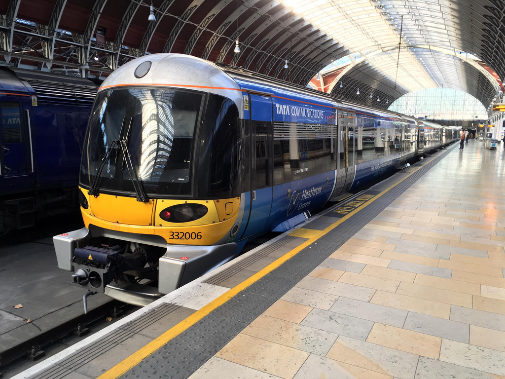 British Diesels and Electrics: Class 332 Heathrow Express