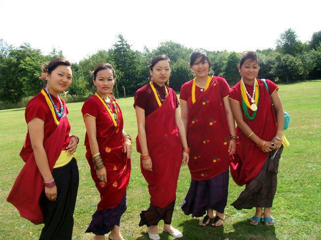 IMPACT OF ‘MAGAR KURA’ ON NEPALI LANGUAGE : A CASE OF SIMPLE PRESENT ...