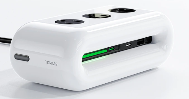 kbarockshop: PowerCloud: USB-C Power Strip with PD 65W Flash Charge Tech