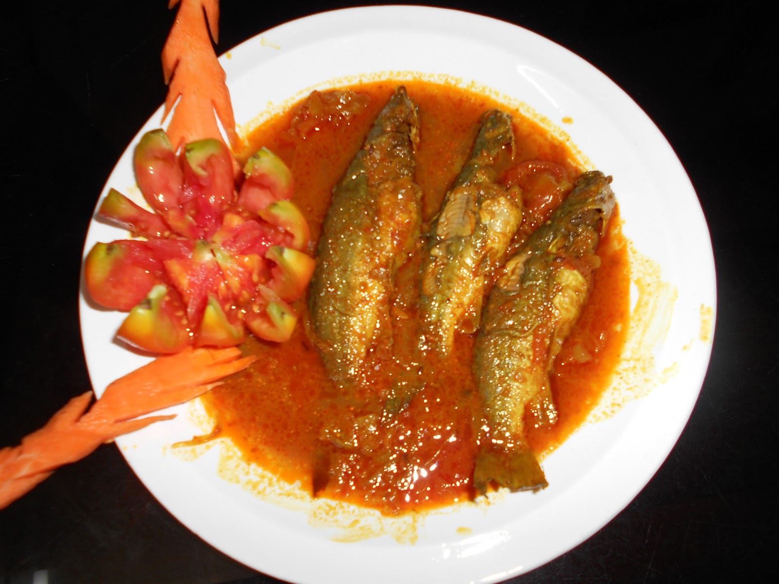 Paramita's Kitchen: Tangra Macher Jhal / Or Tangra Macher Jhol / Tangra ...