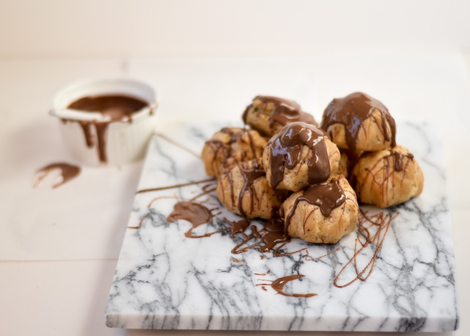 Cold comfort/-/ Lemon and poppy seed Puffs with lemon curd and whipped ...