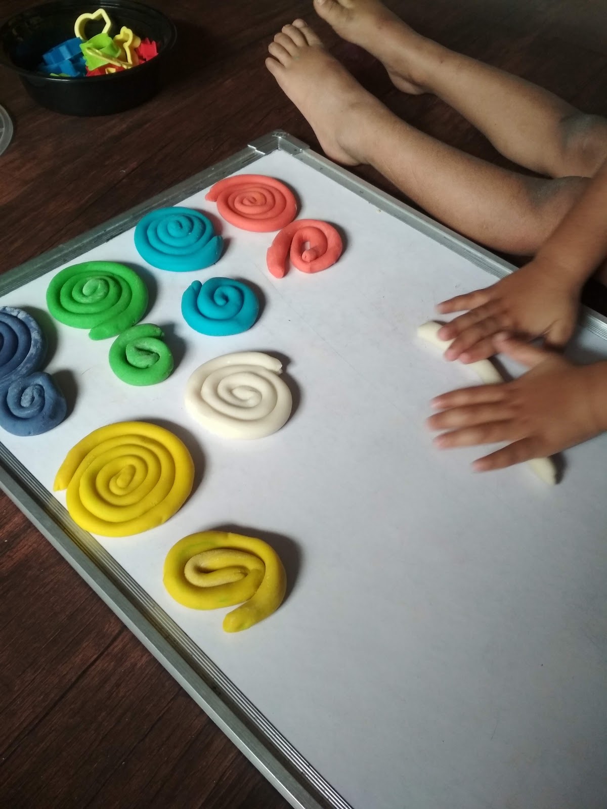 Sonshine Mumma: Playdough Car Maze