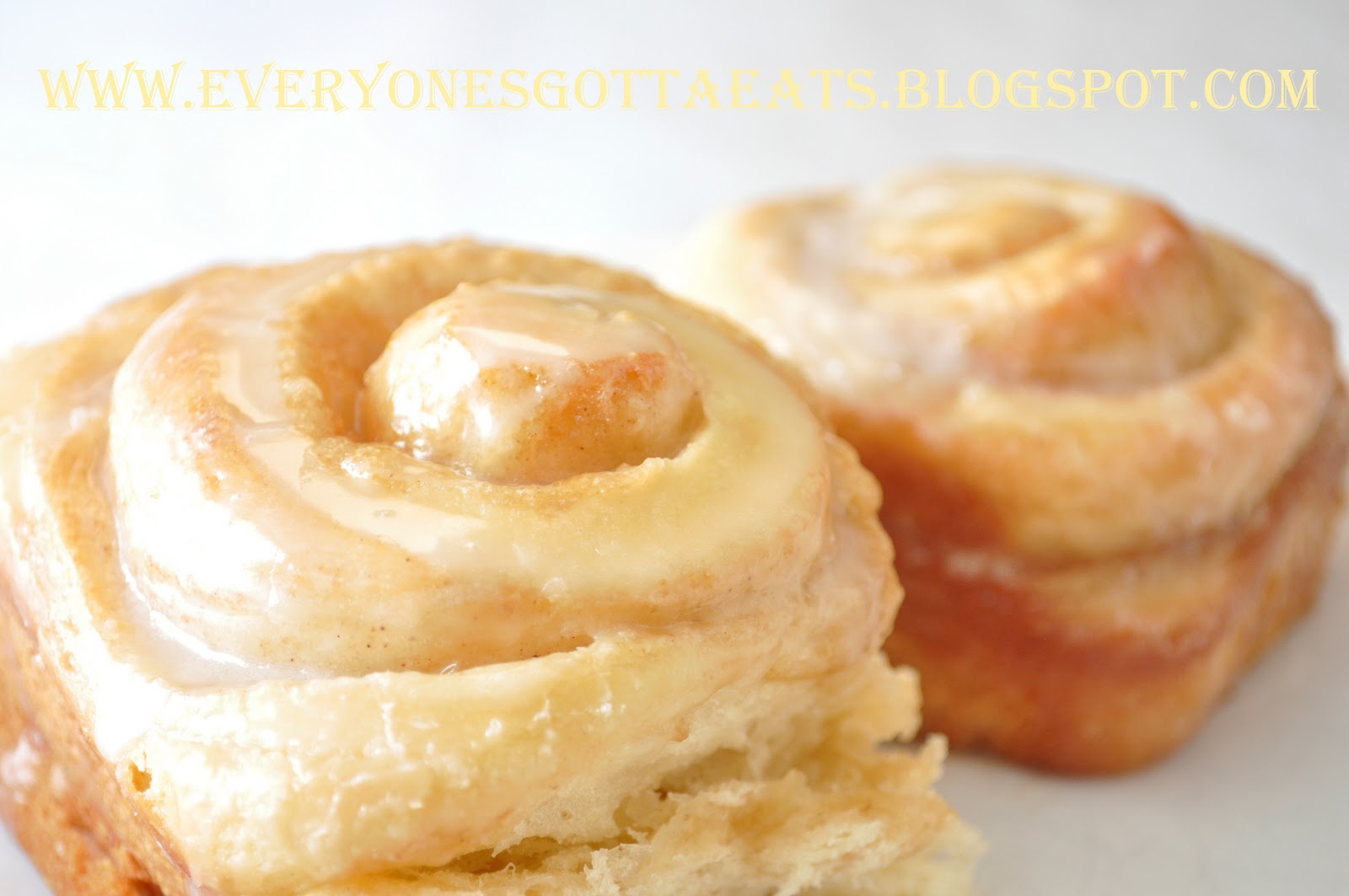 From Tamara's Kitchen...: Mom's Cinnamon Rolls