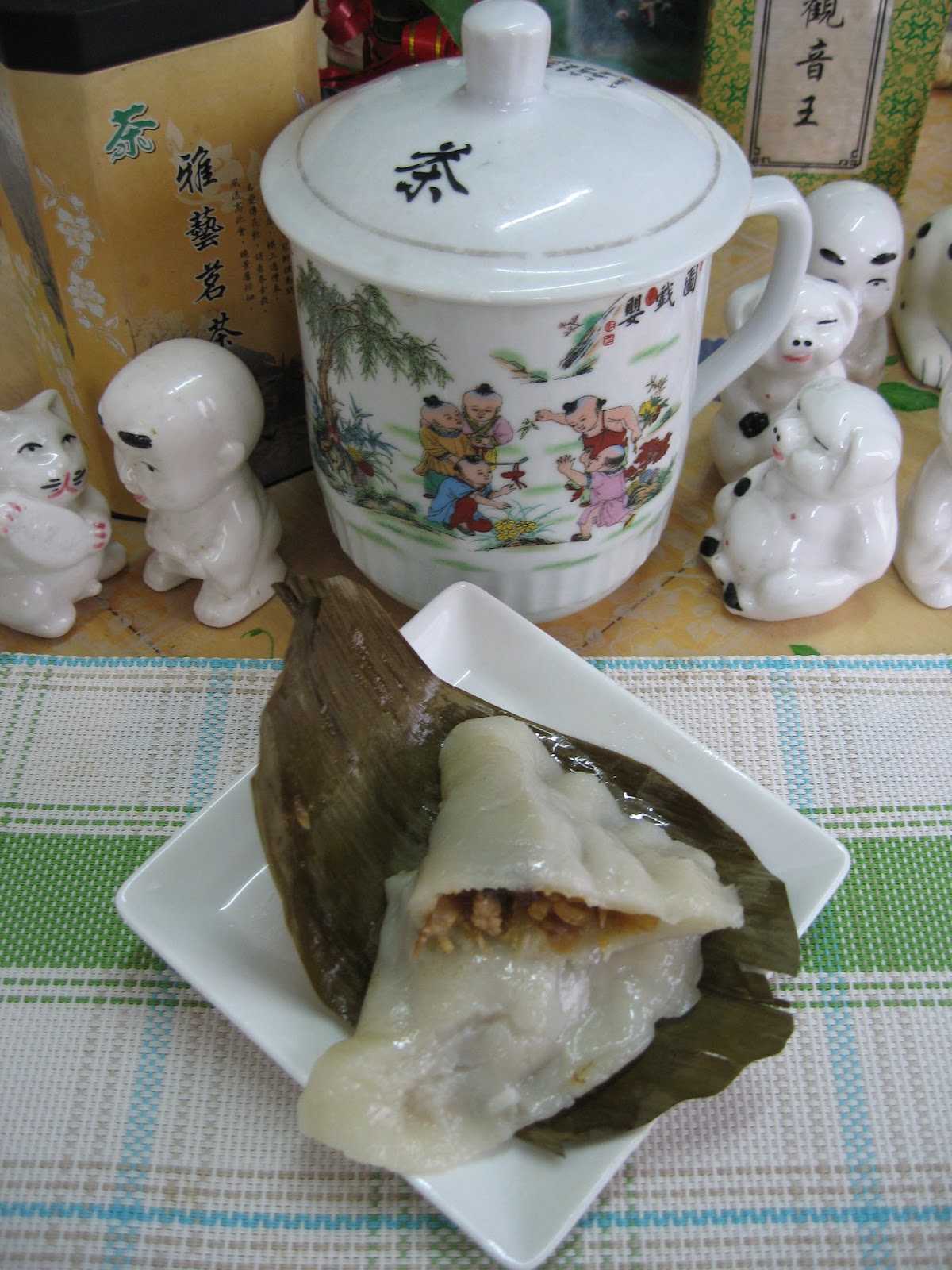 Sumptuous Flavours: Bamboo Dumpling 竹叶粿