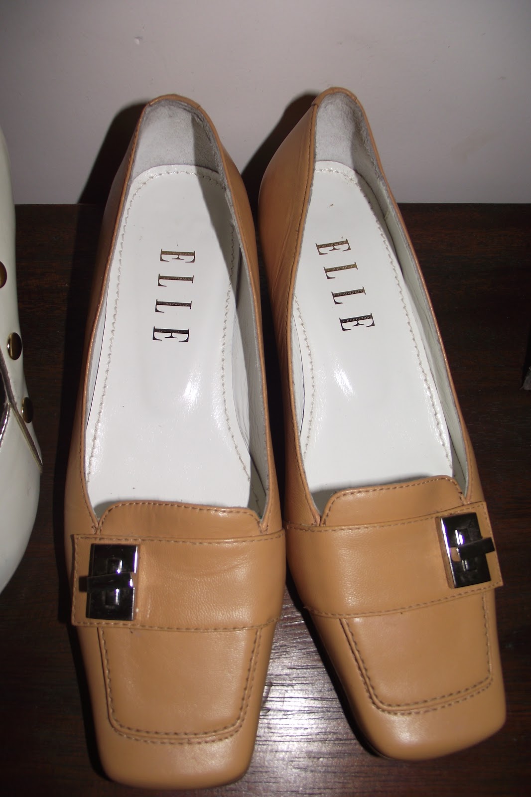 Cassie Thriftier: NEW IN: THRIFTED SHOES