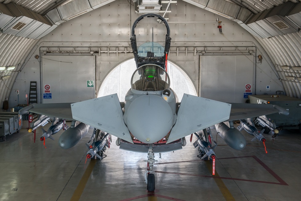 EUROFIGHTER – PRIMEIRO VOO EM CONFIGURAÇÃO ‘FULL LOAD’ PARA UM CAÇA ...