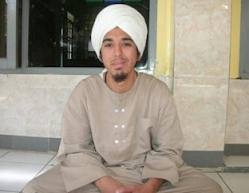 Belajar Memperbaiki Diri: CERITA AXEL GONDOKUSUMO MENGENAL USAHA DAKWAH ...