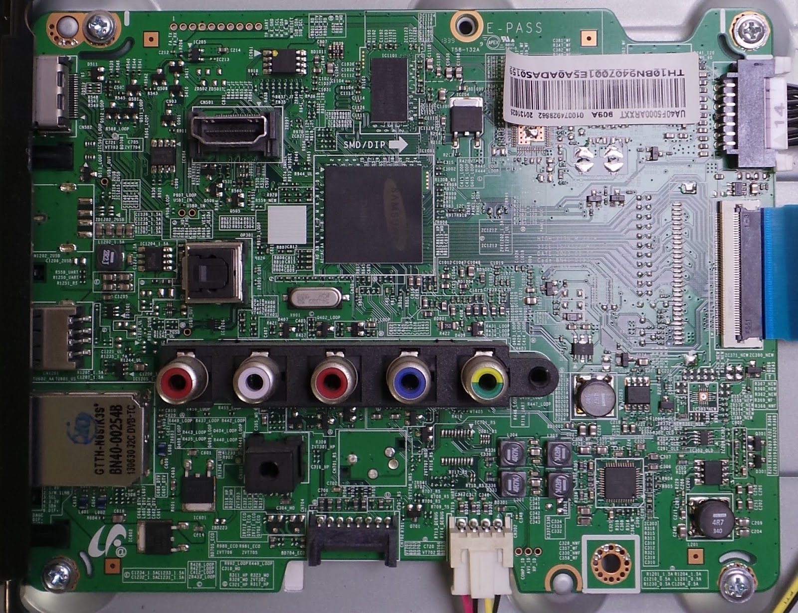 LCD/LED TV : Samsung UA40F5000AR