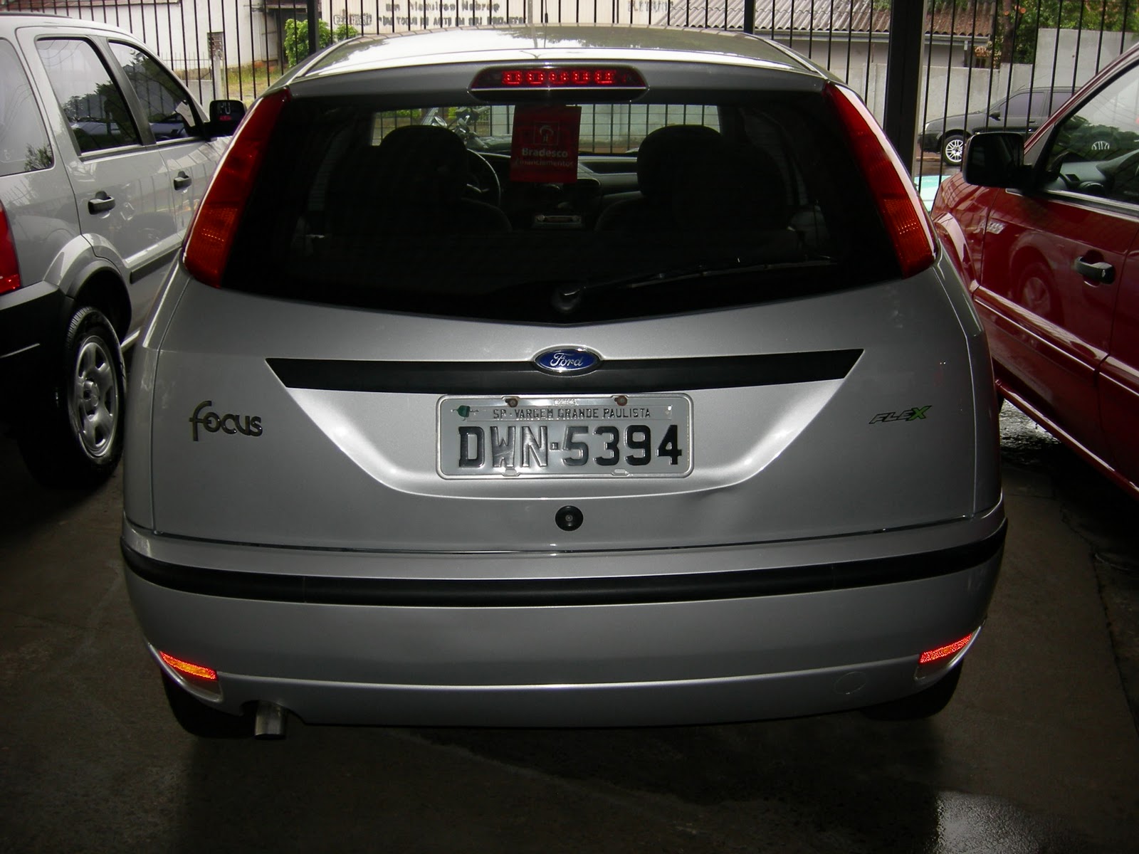 Beto Automóveis: FORD FOCUS HATCH GL 1.6 2008 (VENDIDO)