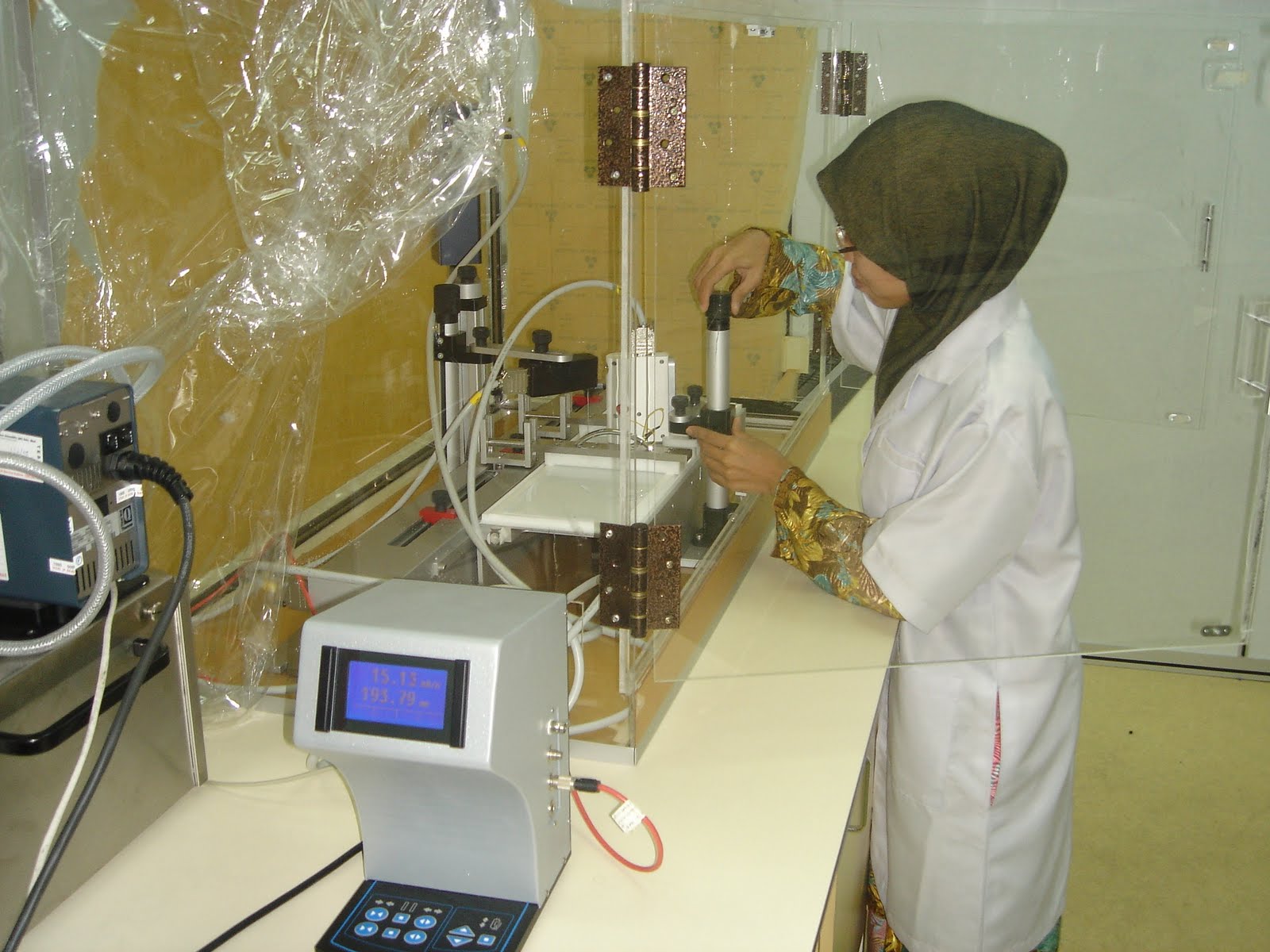 Kulim Hi Tech Sdn Bhd : Kulim Surface Potential Meter