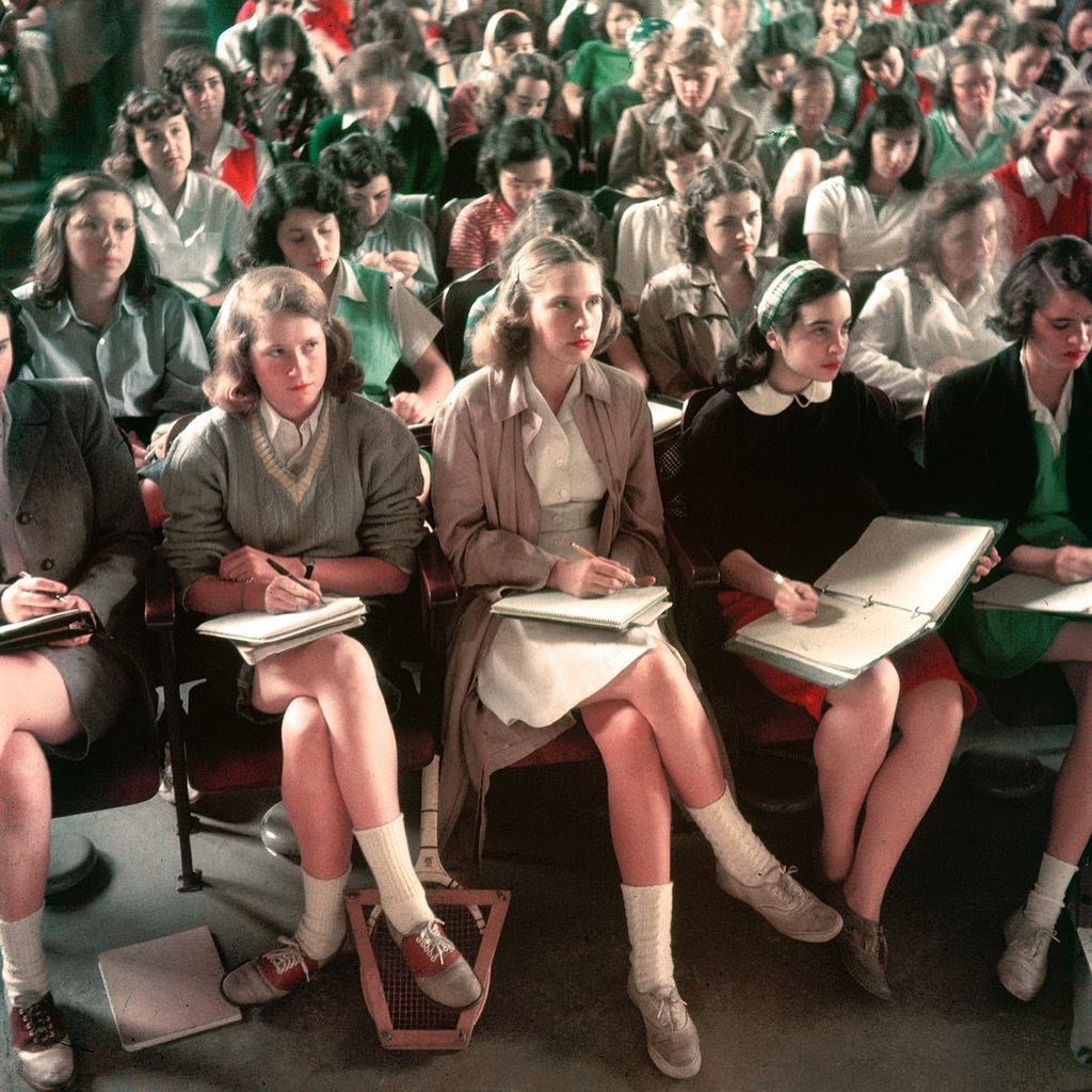 Wonderful Vintage Photos of Female Students at Smith College ...