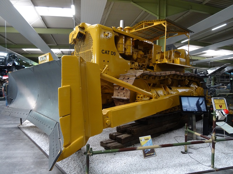Auto Museum: Caterpillar D9