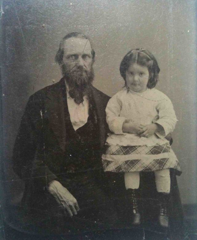 Victorian Fatherhood: Lovely Photos of Fathers With Their Children in ...