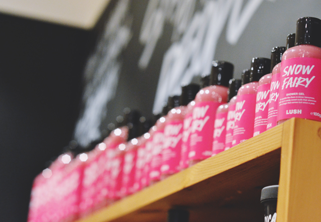 Becky Bedbug: Christmas at Lush Basingstoke