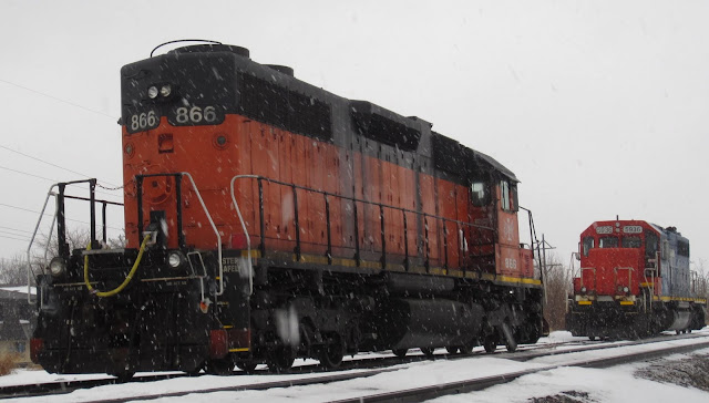 Chicago Trainspotting. SD38-3 (SD38AC) Bessemer Lake Erie 866