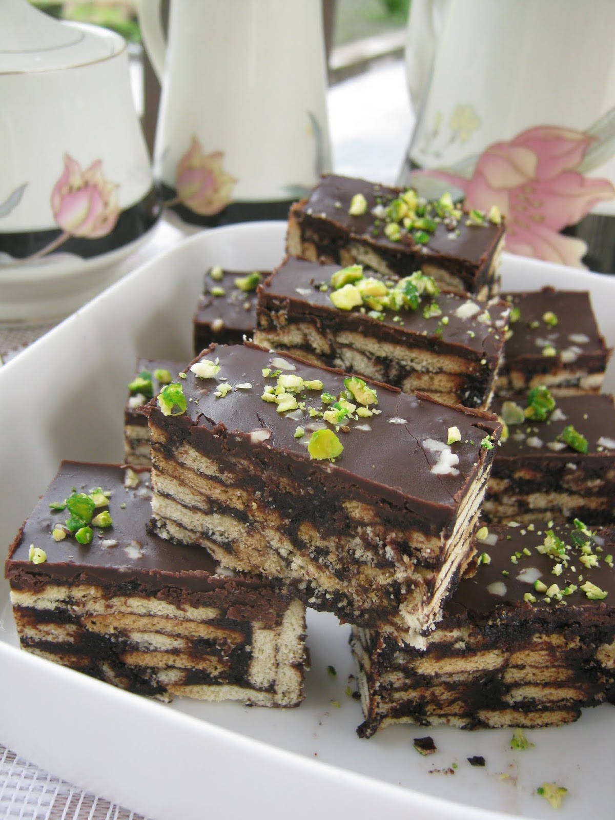 KARI LEAFS ... Malaysian flavour's: BATIK CAKE