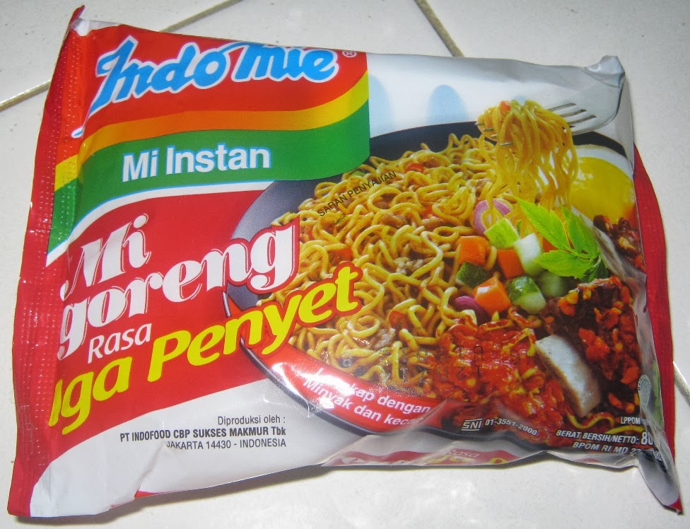Berbagi Informasi: Review : Indomie Goreng Rasa Iga Penyet
