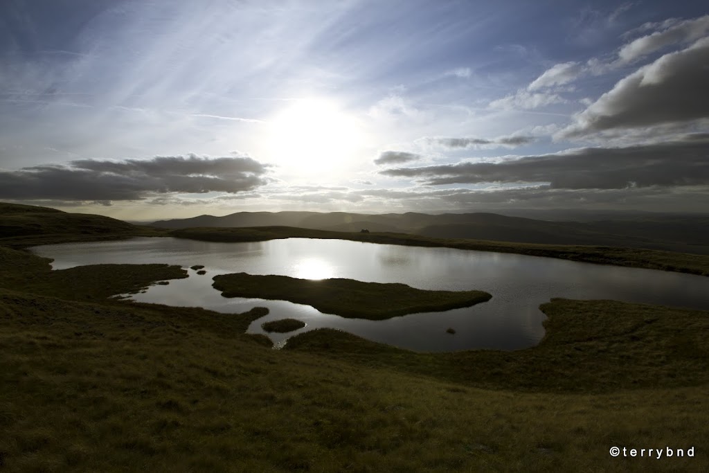 Terry Abraham: A magical night by Sand Tarn on Wild Boar Fell