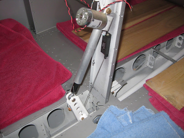 E's Van's RV-14A: Avionics: Flap position sensor.