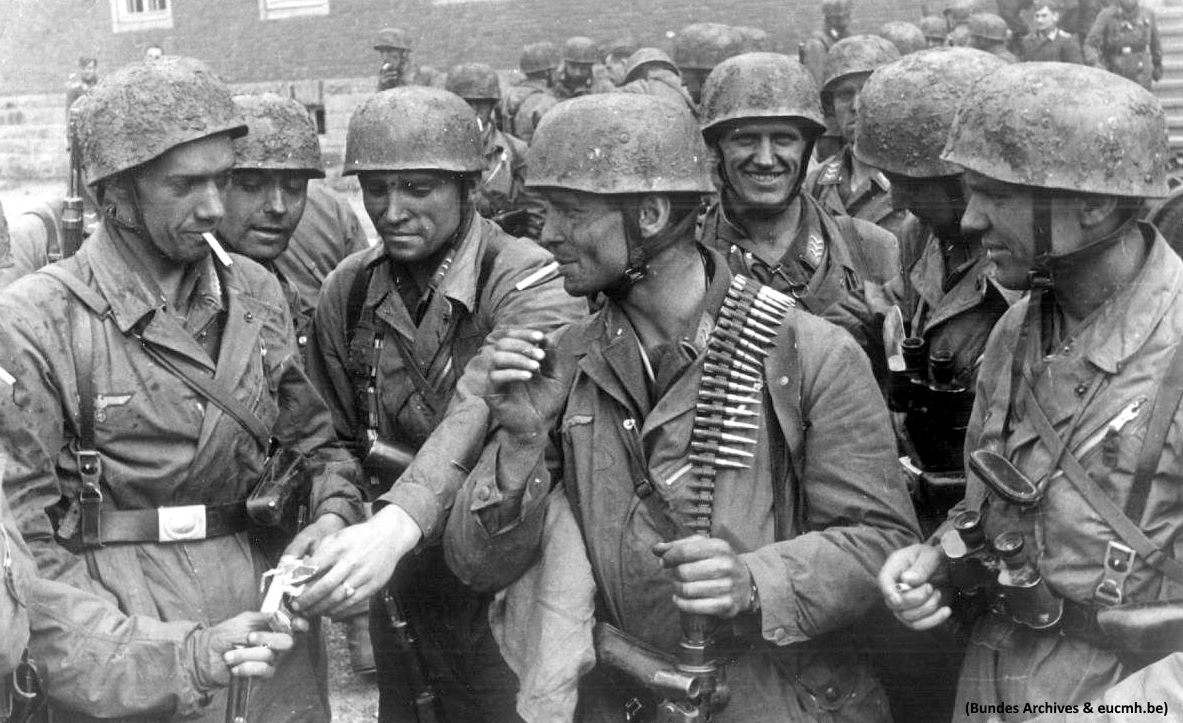 NAZI JERMAN: Foto Terkenal Perang Dunia II