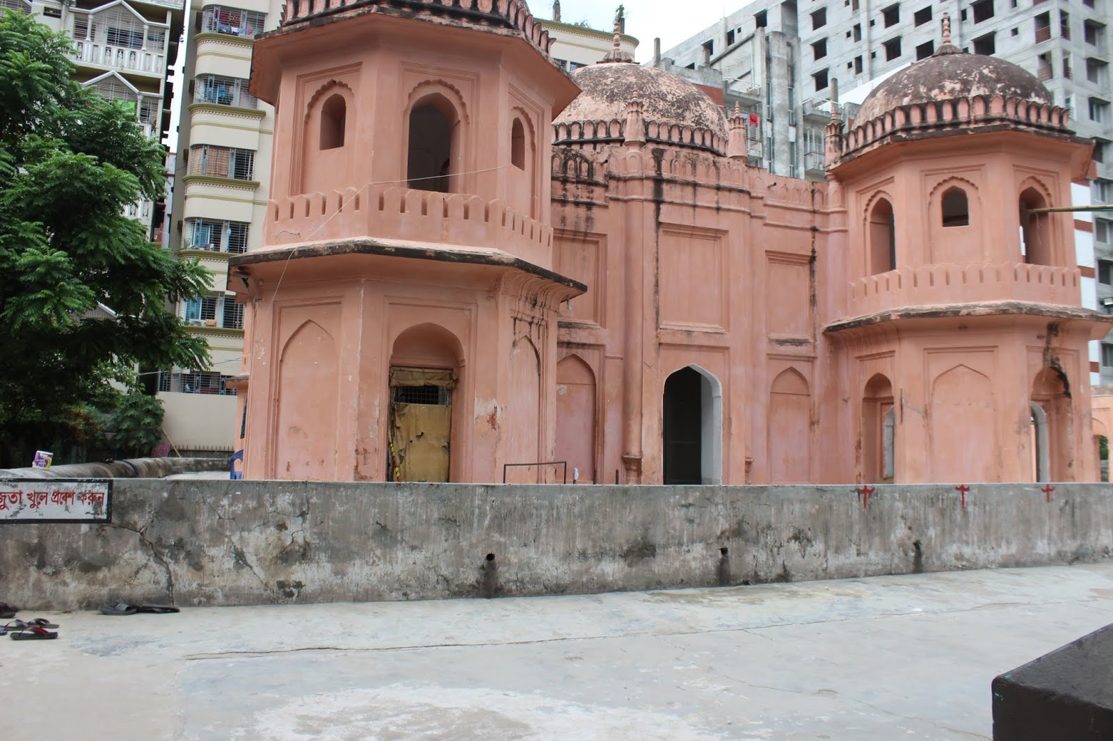 Bangladesh Travel Diary: Satmasjid Mohammadpur, Dhaka