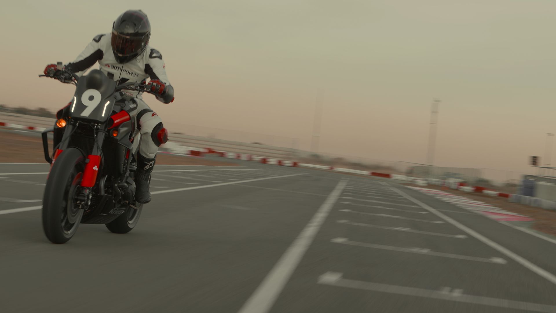 "XR9 Carbona" by Bottpower - RocketGarage - Cafe Racer Magazine