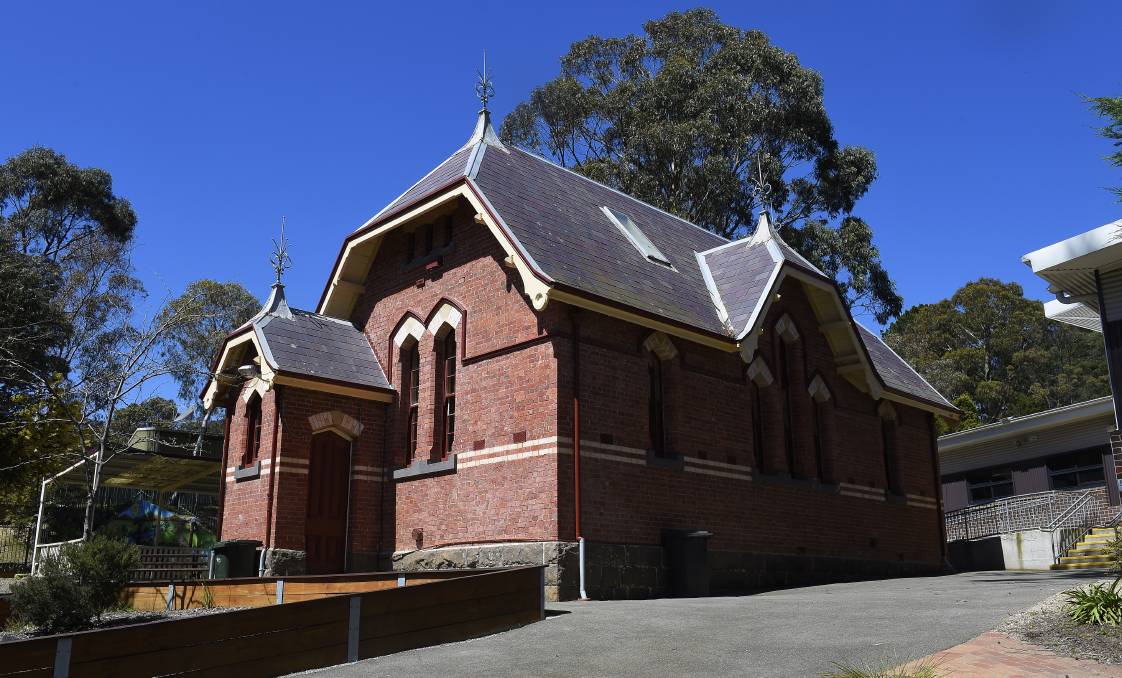 Nerrina - White Swan