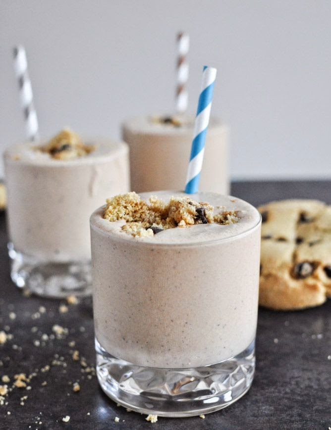 honey and fizz: Friday Night Tipple - Chocolate Chip Cookie Bailey's ...