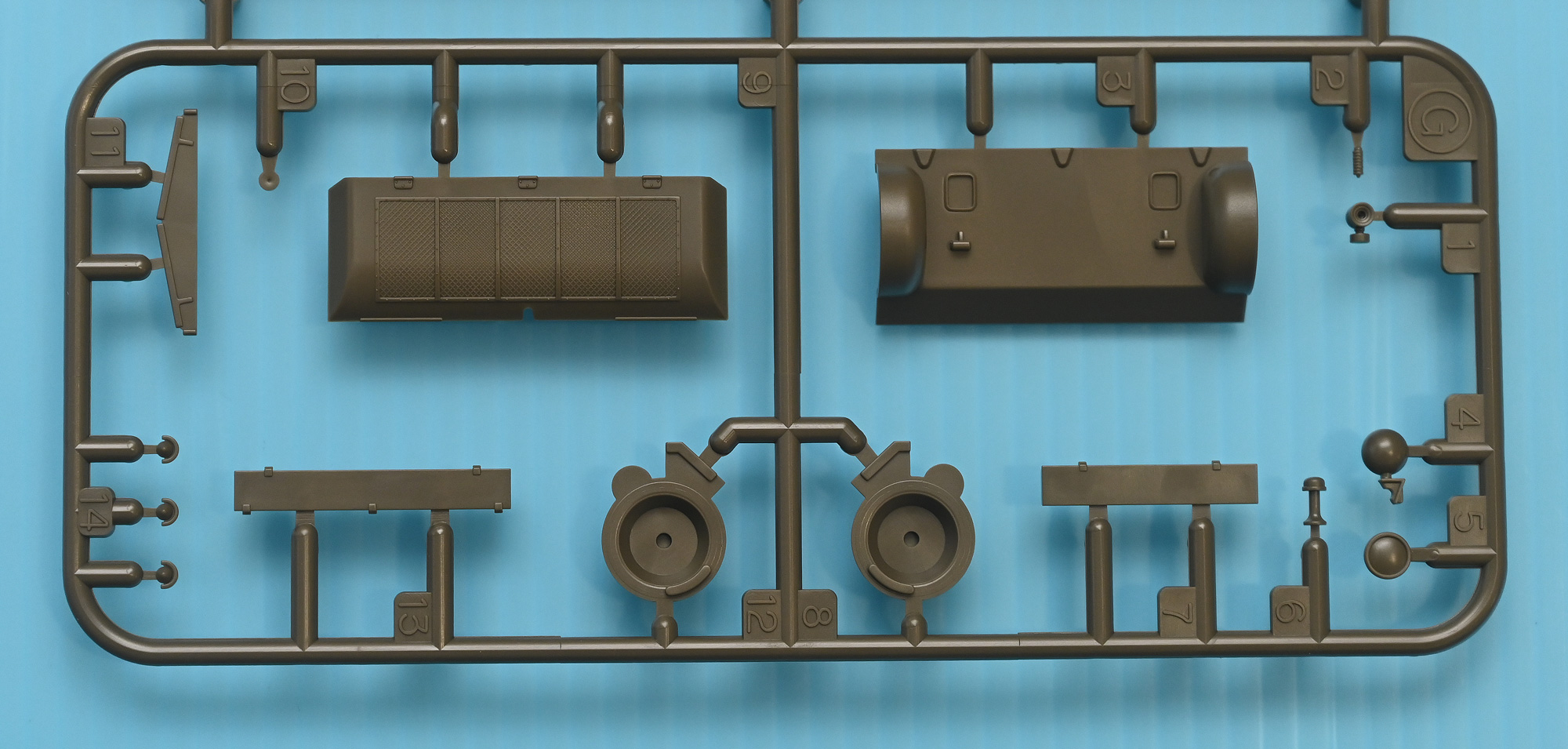 TAMIYA 1/48 NO:32527 Russian Tank Destroyer SU-122 開盒