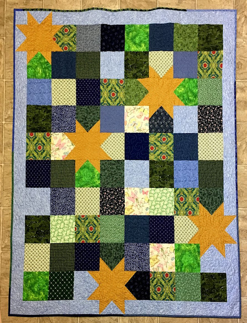 Elizabeth's Quilt Projects: Two Comfort Quilt Finishes
