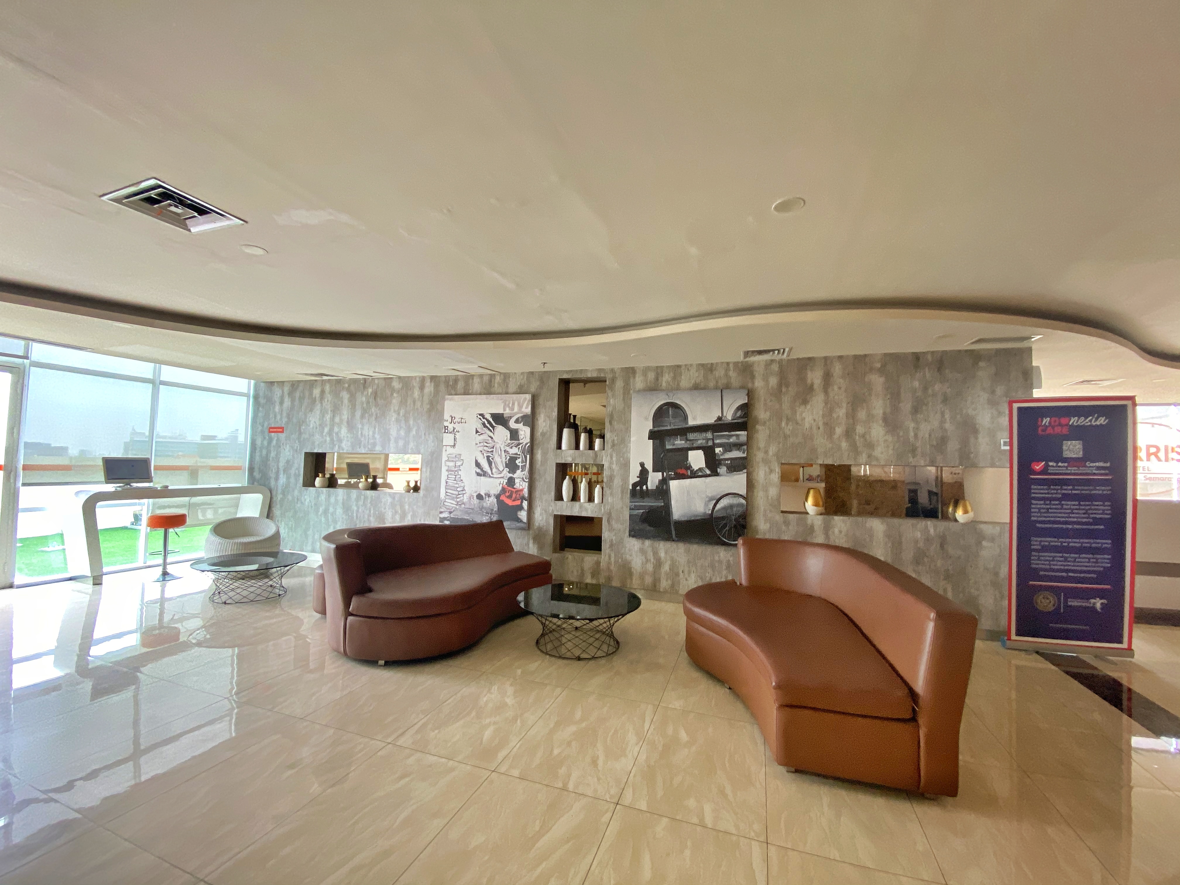 Hotel Bintang Empat Murah di Semarang - Harris Hotel Sentraland ...