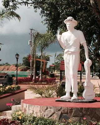 travel guillen: Er Conde del Guácharo inaugura su tercer parque ...