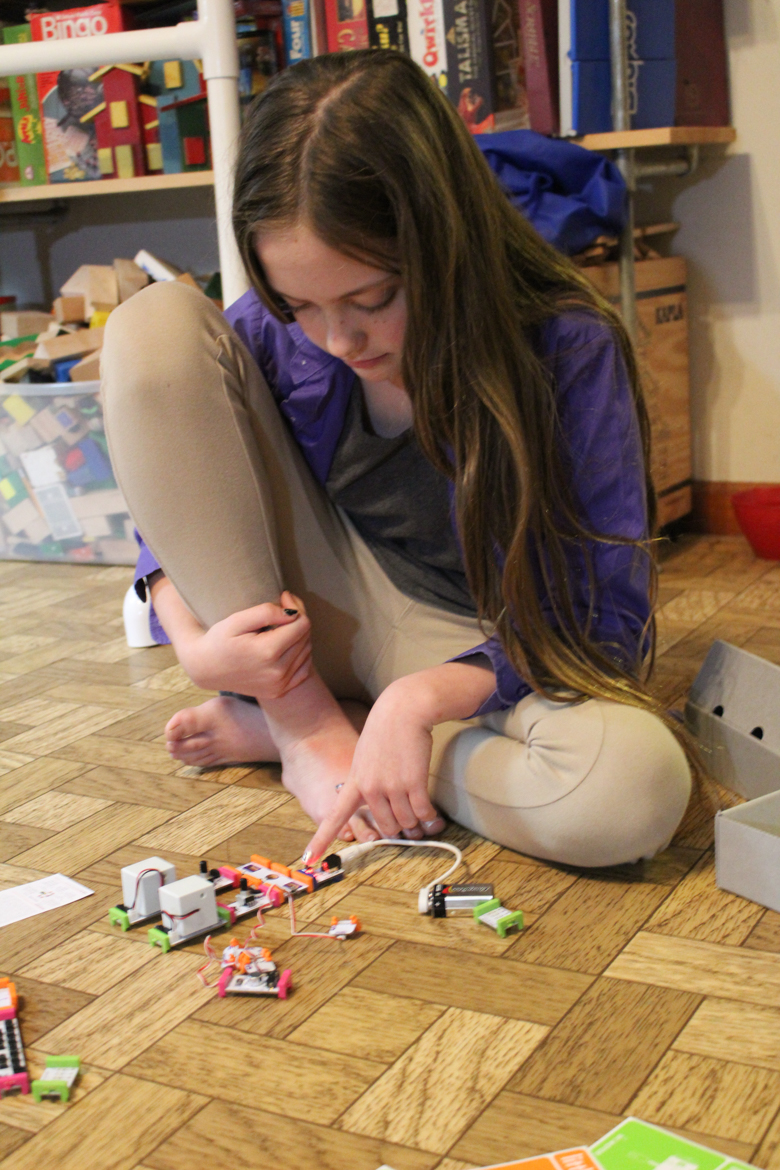 Craft Knife: How We Earned the Cadette/Senior Programming Robots Badge