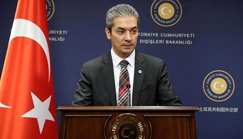 Οφειλόμενη απάντηση στον εντιμότατο κύριο Ακσόι