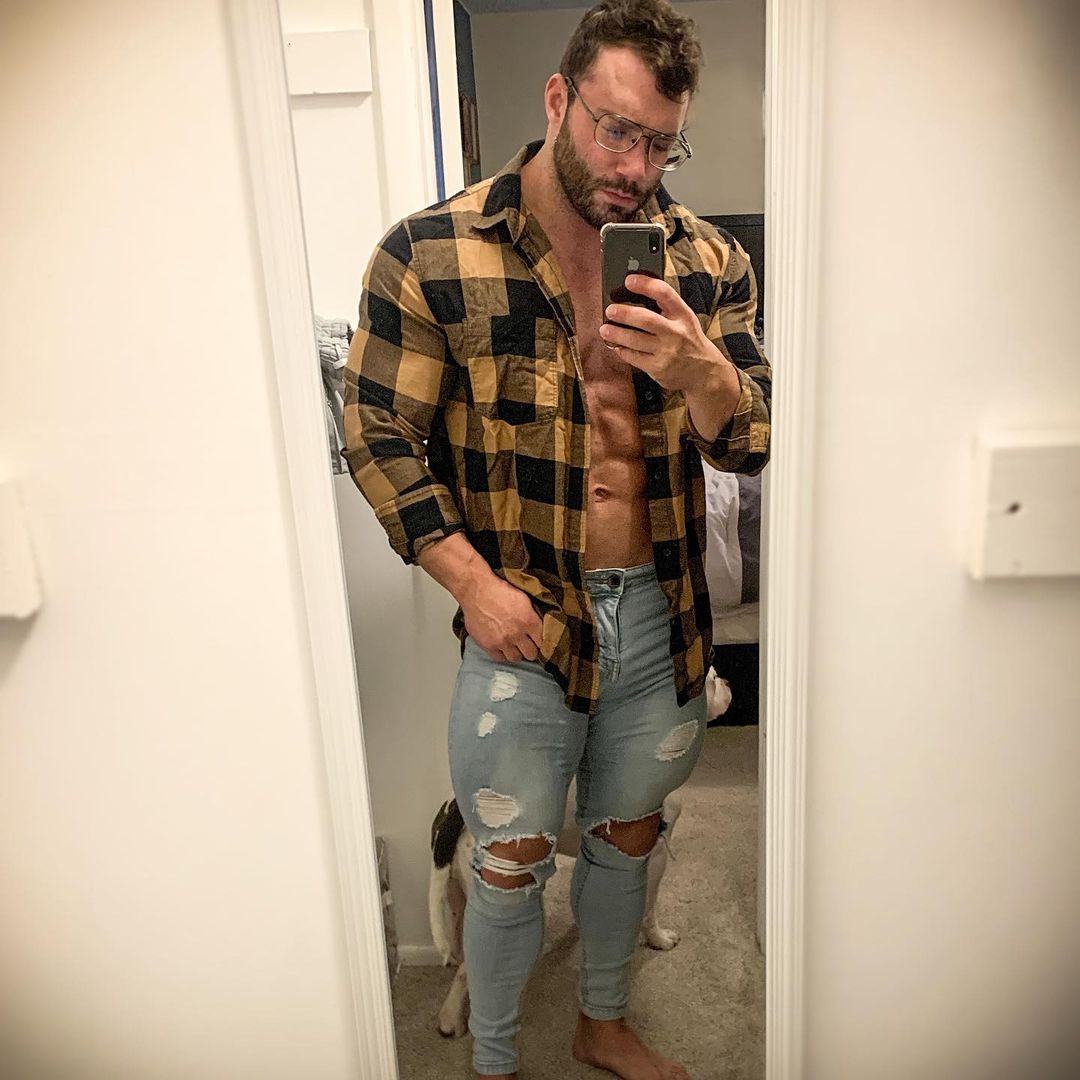 IFBB Pro Bodybuilder – Charlie Williams - Monday XYZ