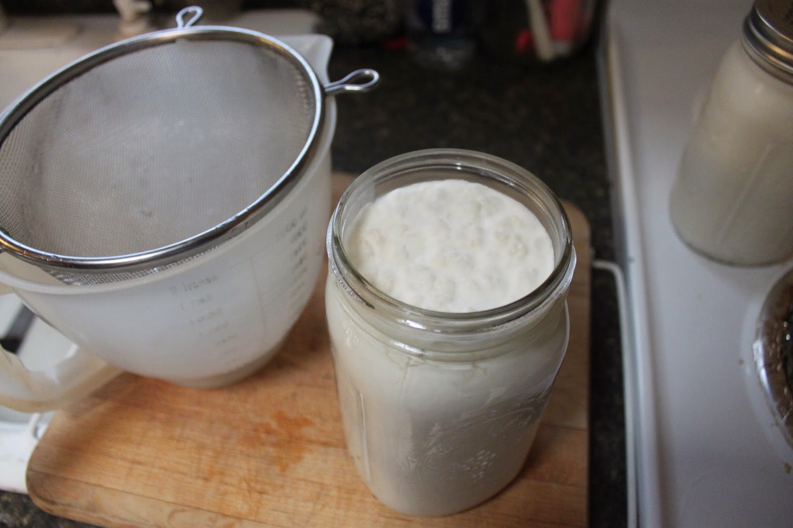 Homestead Life: How To Make Kefir