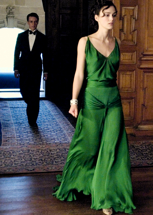 narrow streets of fashion: Jacqueline Durran-costume designer