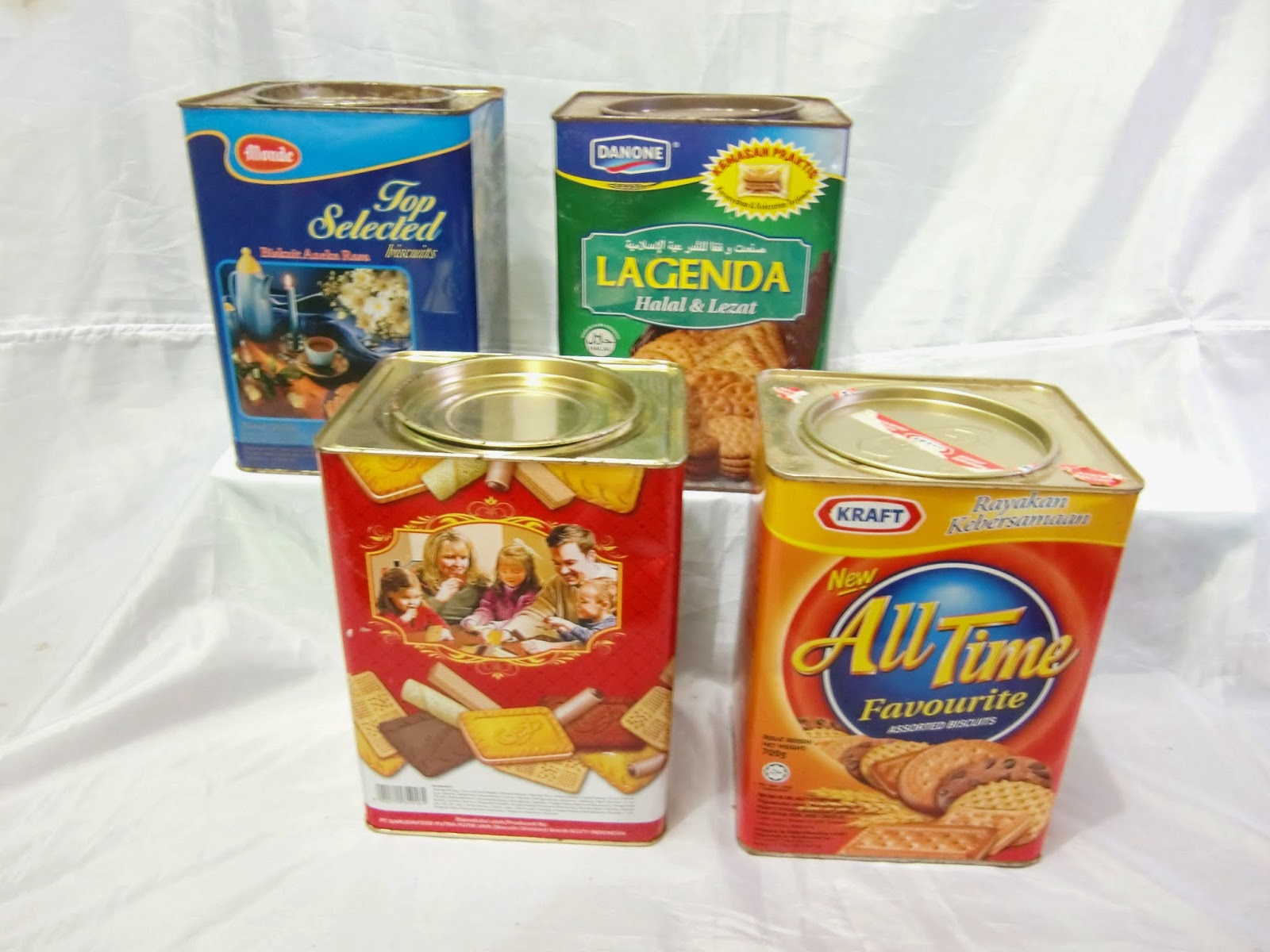 CILEGON ANTIK: Koleksi Kaleng Biscuit Besar - ( Kelompok. D )