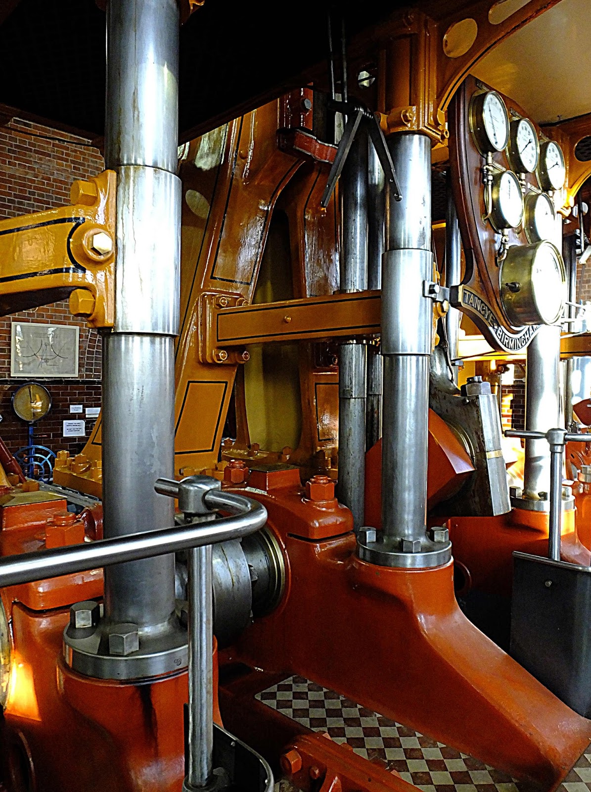 My Photos: Brede Steam Giants,Bunker and St Georges Church.Saturday 4th ...