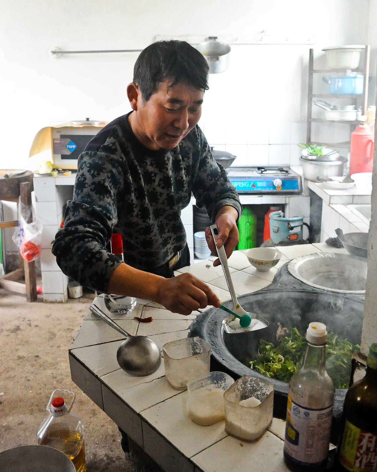 Life on Nanchang Lu: Taming the Kitchen Dragon: Farm-Style Home Cooking ...