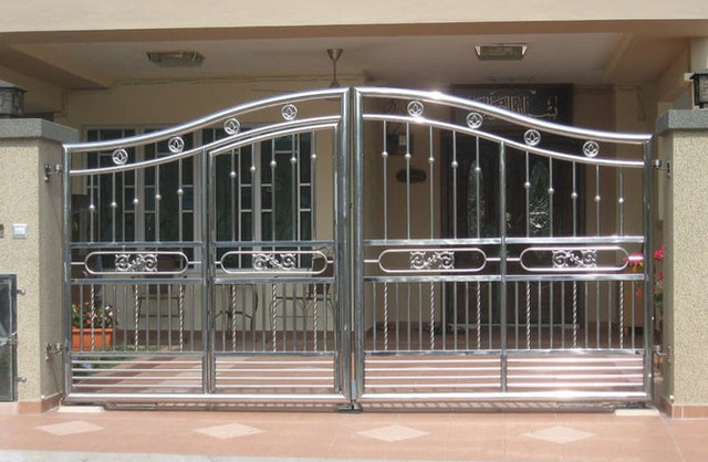 Model dan Harga Pintu Besi untuk Rumah, Ruko, dan Garasi | Pengadaan ...