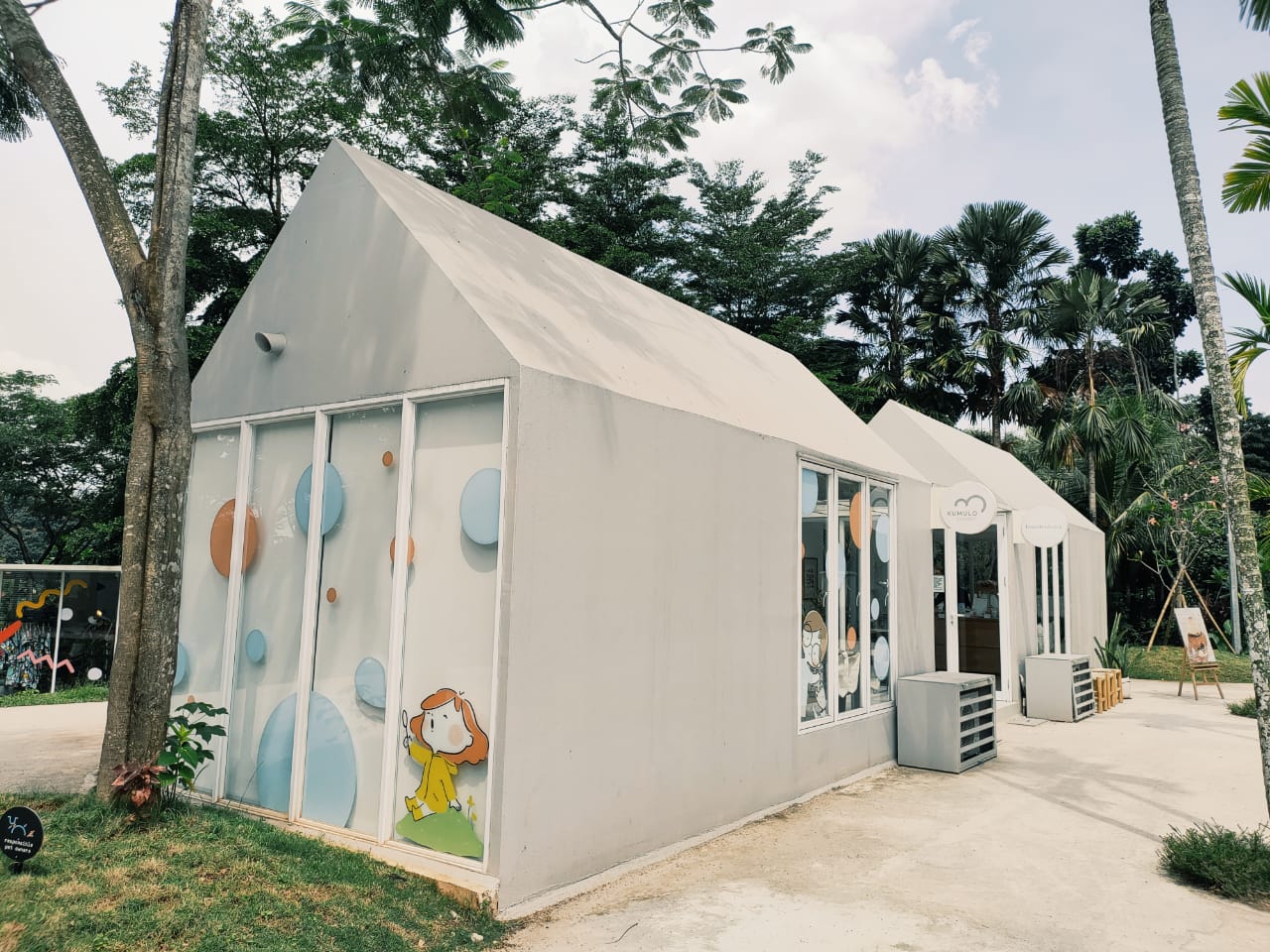 ANDIYANI ACHMAD: Gak Sengaja Melipir Ke KUMULO CREATIVE COMPOUND