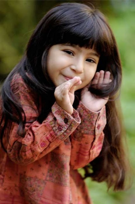 BABY SARAH CUTE PHOTOS | Cine Actors and Actress Images