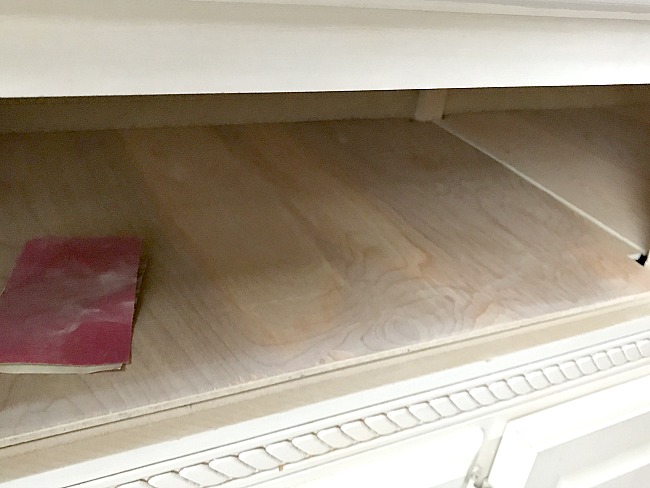 Turning a Dresser into a Farmhouse TV and Cable Box Stand