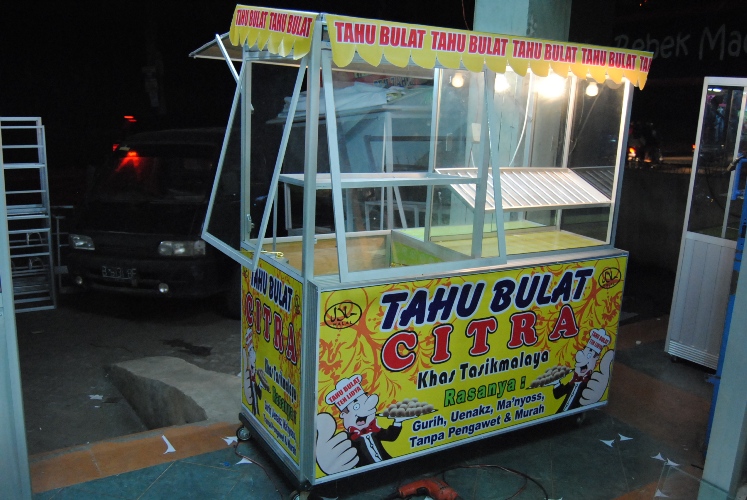 product aluminium: grobak franchise